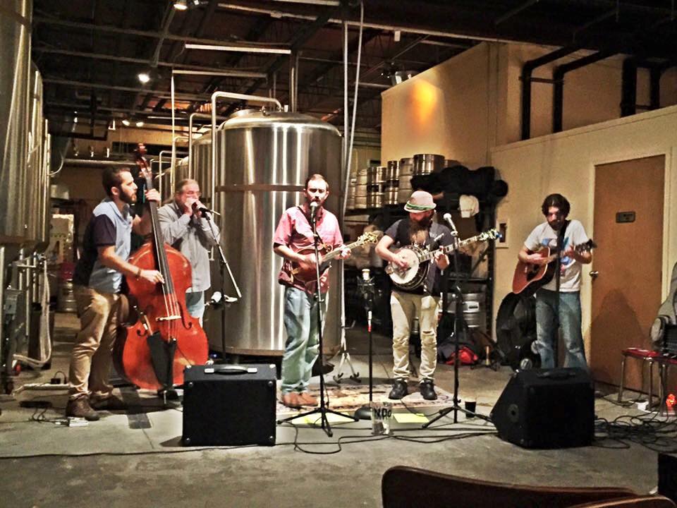 Fin Dog (8-10pm) | Southern Appalachian Brewery